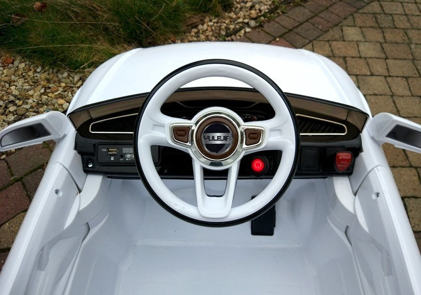 Kinderauto mit Akku YC518 Weiß Auto für Kinder 2.4G LED Lichter Felgen ...